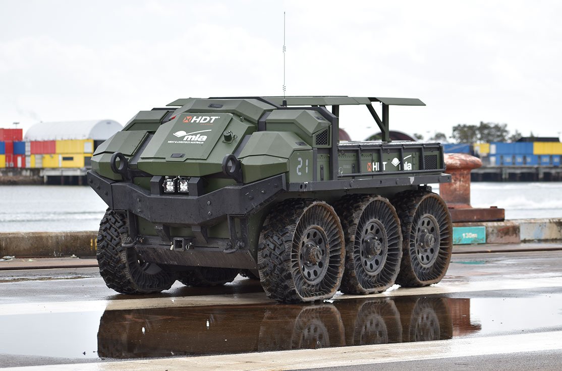 Hunter WOLF (Wheeled Offload Logistics Follower) | EPE