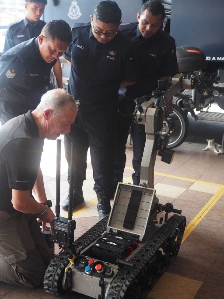 Royal Malaysia Police host EPE's demonstration on Avenger LT | EPE